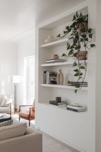 17 Stunning Ways to Decorate With Philodendrons - Houseplant Authority